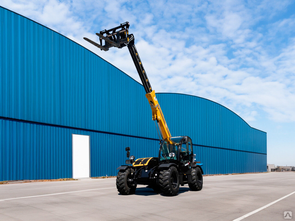 Телескопический погрузчик HAULOTTE HTL 3207 Haulotte, цена в Кемерово ...